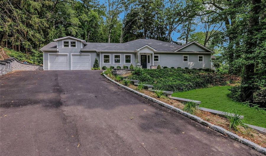 25 Spring Hollow Rd, Centerport, NY 11721 - 3 Beds, 3 Baths, Single ...