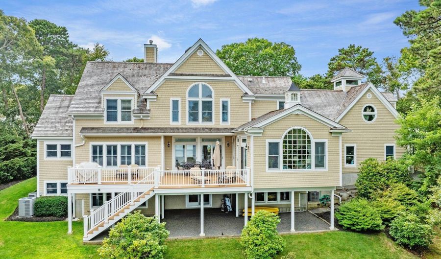 55 Shoestring Bay Rd, Mashpee, MA 02649 - 4 Beds, 5 Baths, Single ...