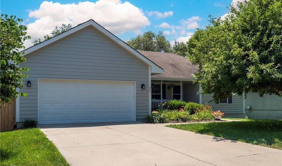 397 REDMOND St, Excelsior Springs, MO 64024 - 3 Beds, 3 Baths, Single ...