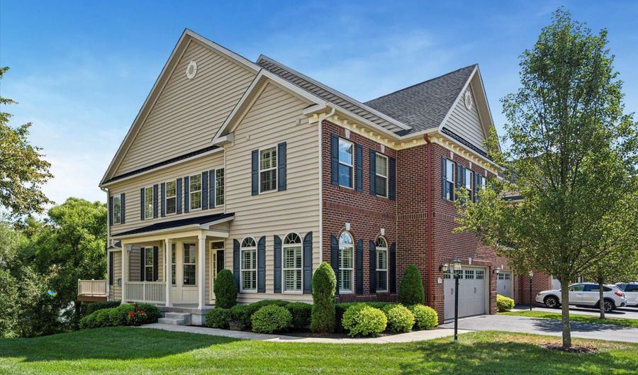 9 SILVER MAPLE Dr, Doylestown, PA 18901 - 3 Beds, 3 Baths, Townhouse ...
